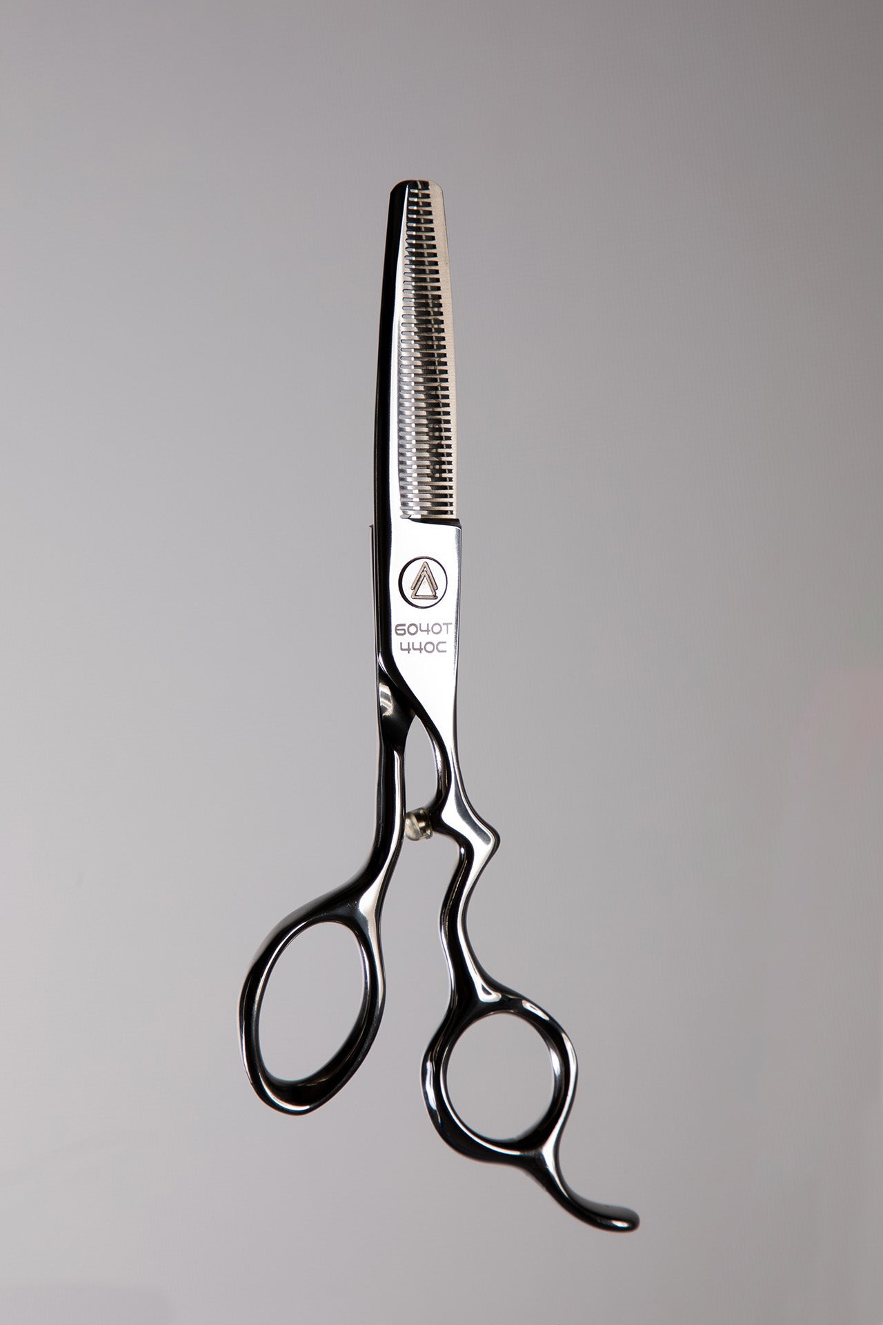 Thinning Shears 6" (40 Teeth) - Effortless Volume Control – Sasha Riess